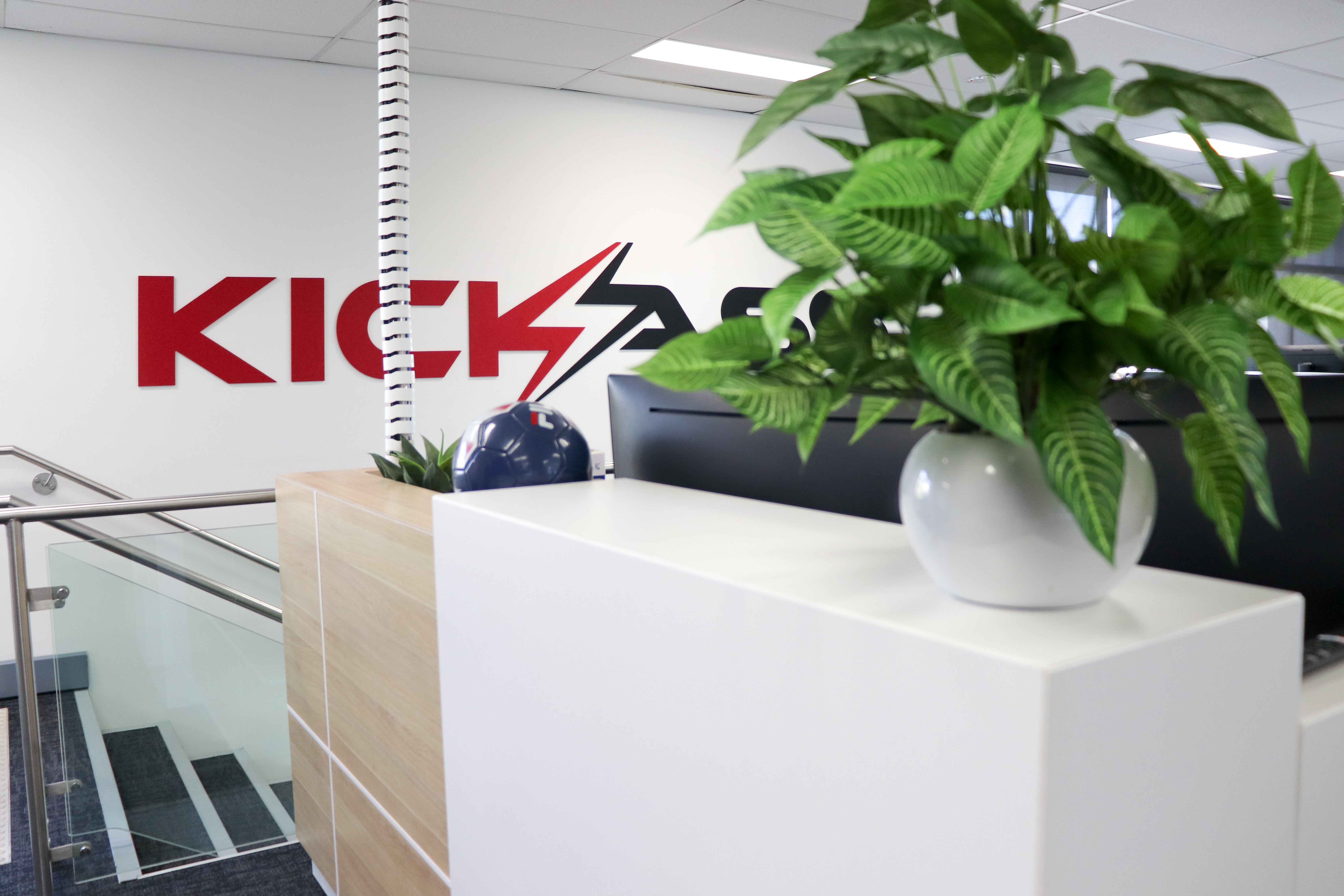 Sempre Reception Counter - Natural Oak – Lotza Furniture
